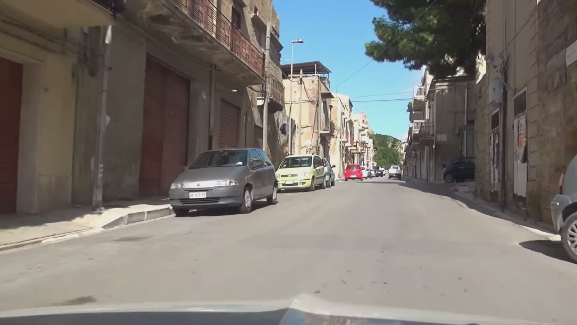 CASTELVETRANO - OMICIDIO-SUICIDIO, CORTEO PER MARY BONANNO - Video ...