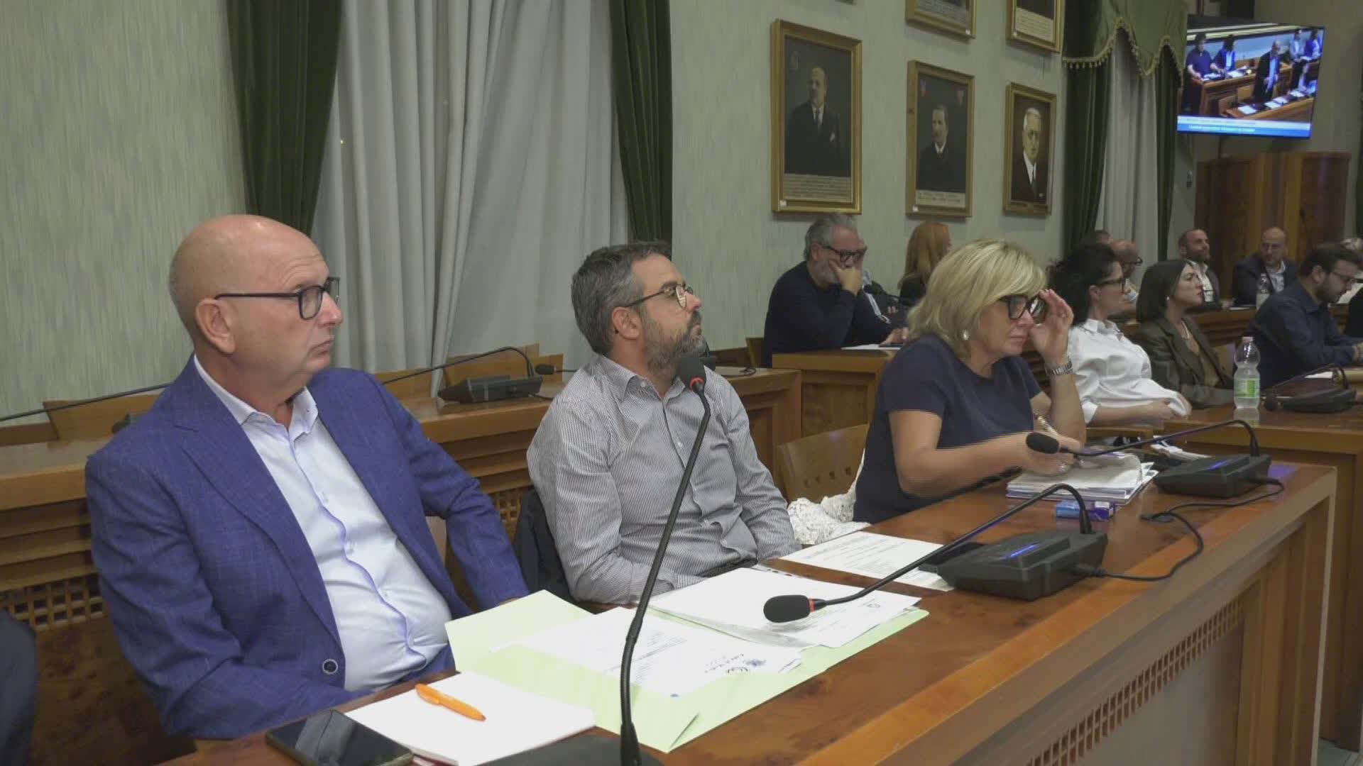 MODICA - VOCE LIBERA PASSA ALL'OPPOSIZIONE - Video Mediterraneo