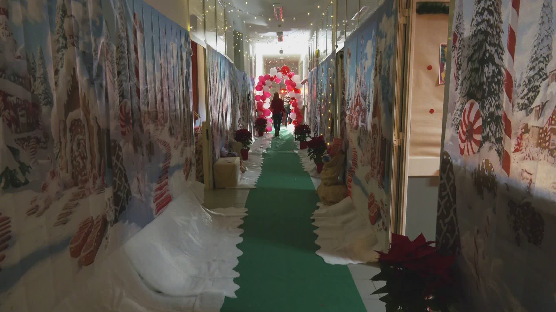 MODICA - IL VILLAGGIO DI BABBO NATALE AL CSR - Video Mediterraneo
