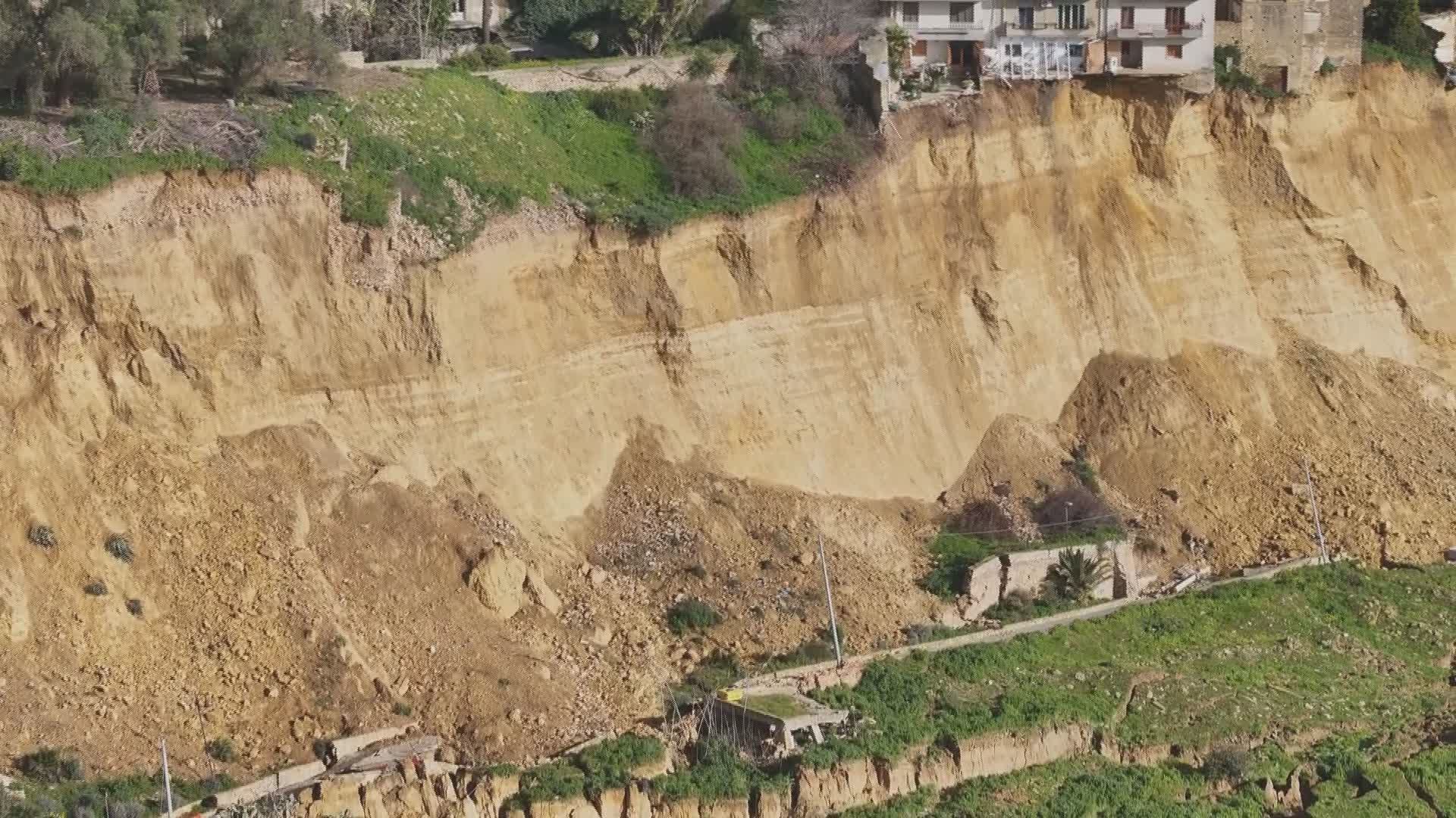 NISCEMI - FRANA DEL '97, D'URSO: "DOPO DI ME, IL NULLA" - Video ...